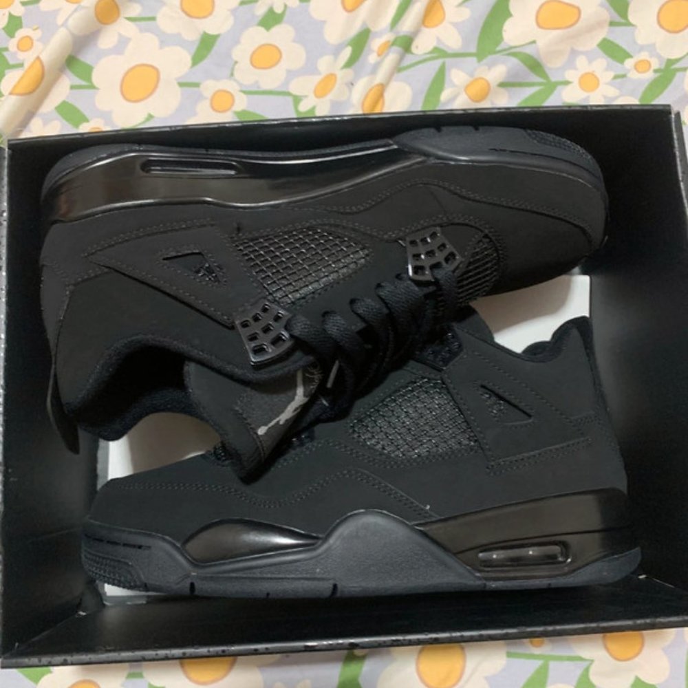 Air Jordan 4 Retro Black Cats - Gem